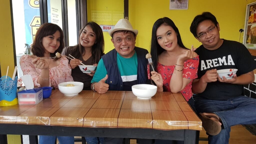 Bakso Unik dalam Sajian Hot Plate | JATENGPOS.CO.ID