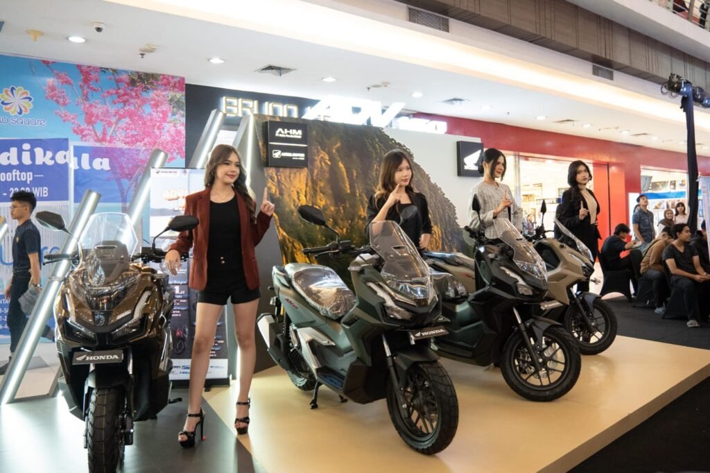 Astra Motor Jateng Resmi Luncurkan New Honda ADV 160 di Solo ...
